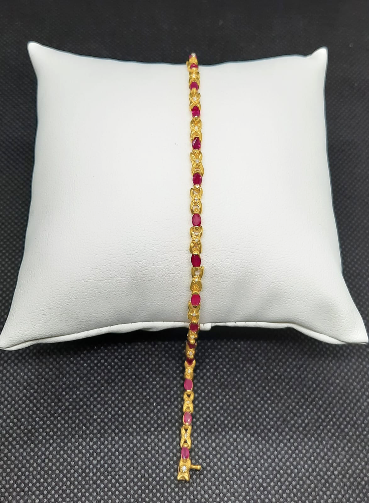 Faiz Khan - Gold Ladie Hand Band